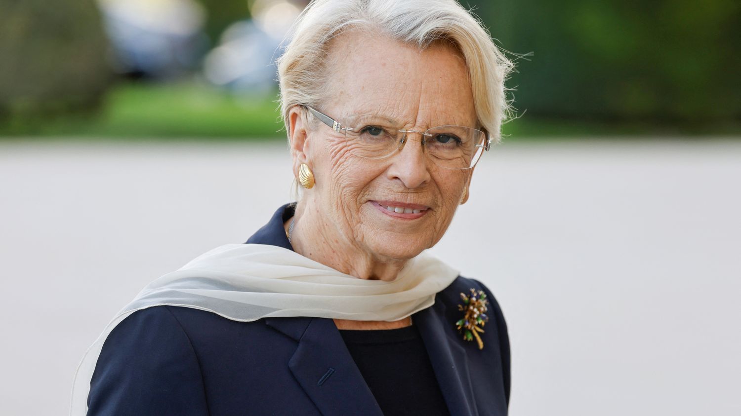 Procès requis contre l'ex-ministre Michèle Alliot-Marie pour prise ...