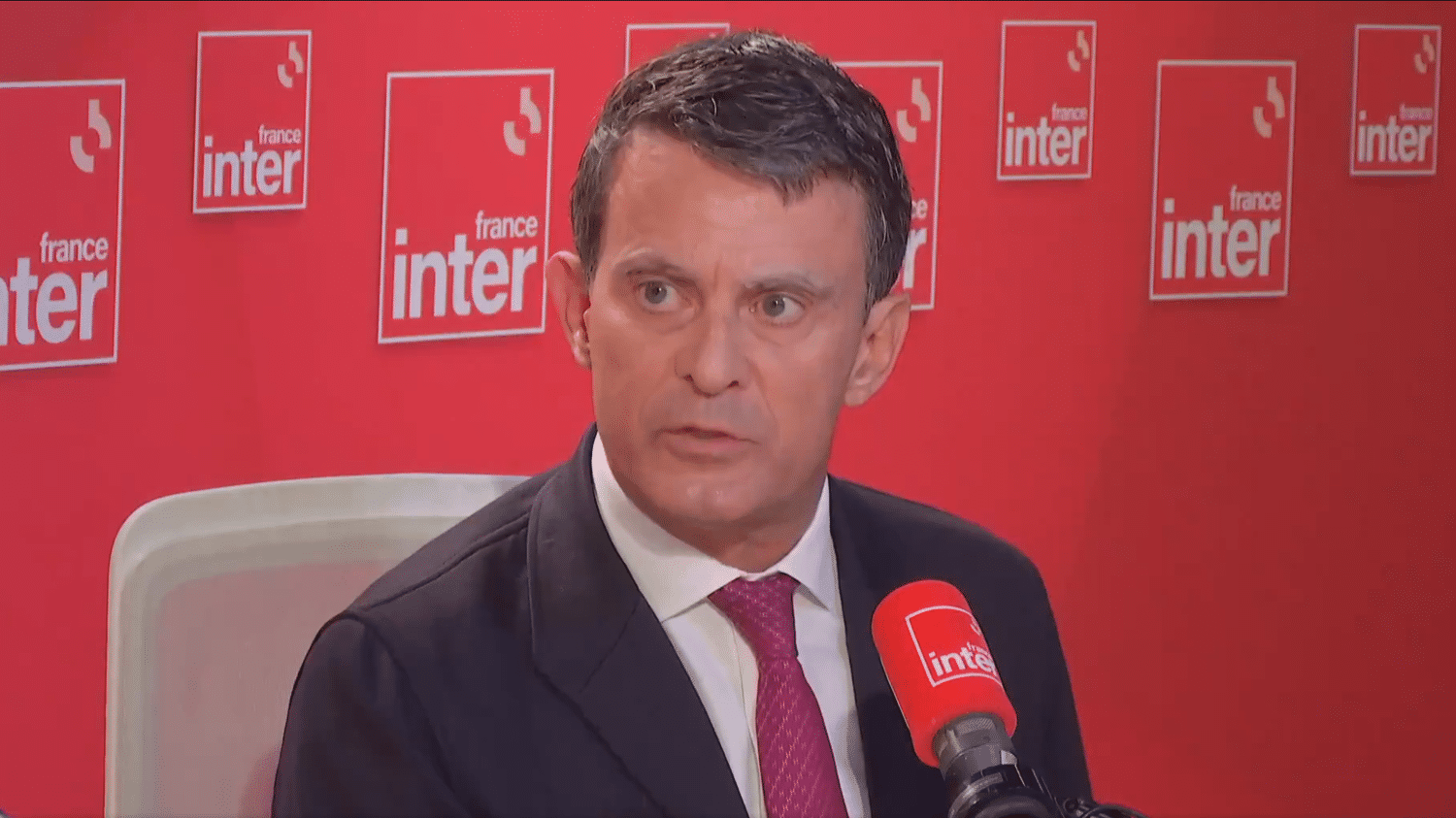Manuel Valls dénonce fin du droit du sol à Mayotte : Projet de réforme ...