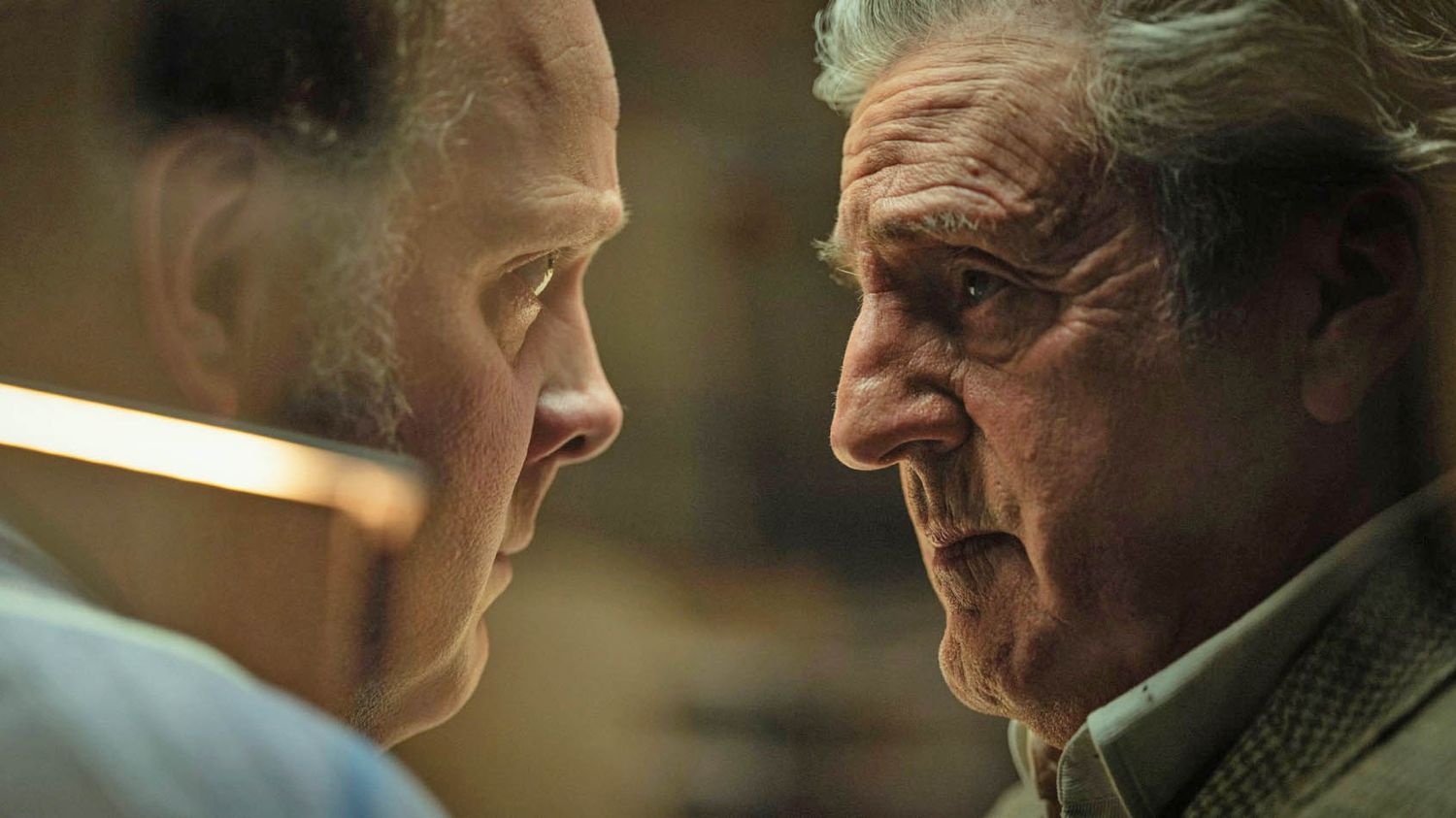 "Le fil" : Daniel Auteuil raconte un père accusé du meurtre de sa femme ...