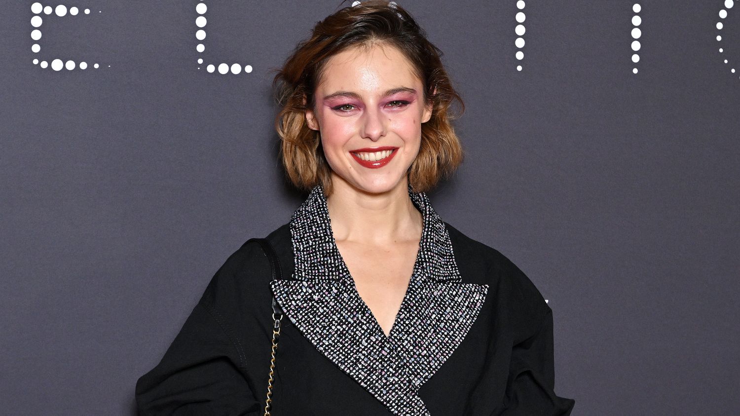 Marion Barbeau, danseuse et actrice, s'émancipe au cinéma avec 'Drone ...