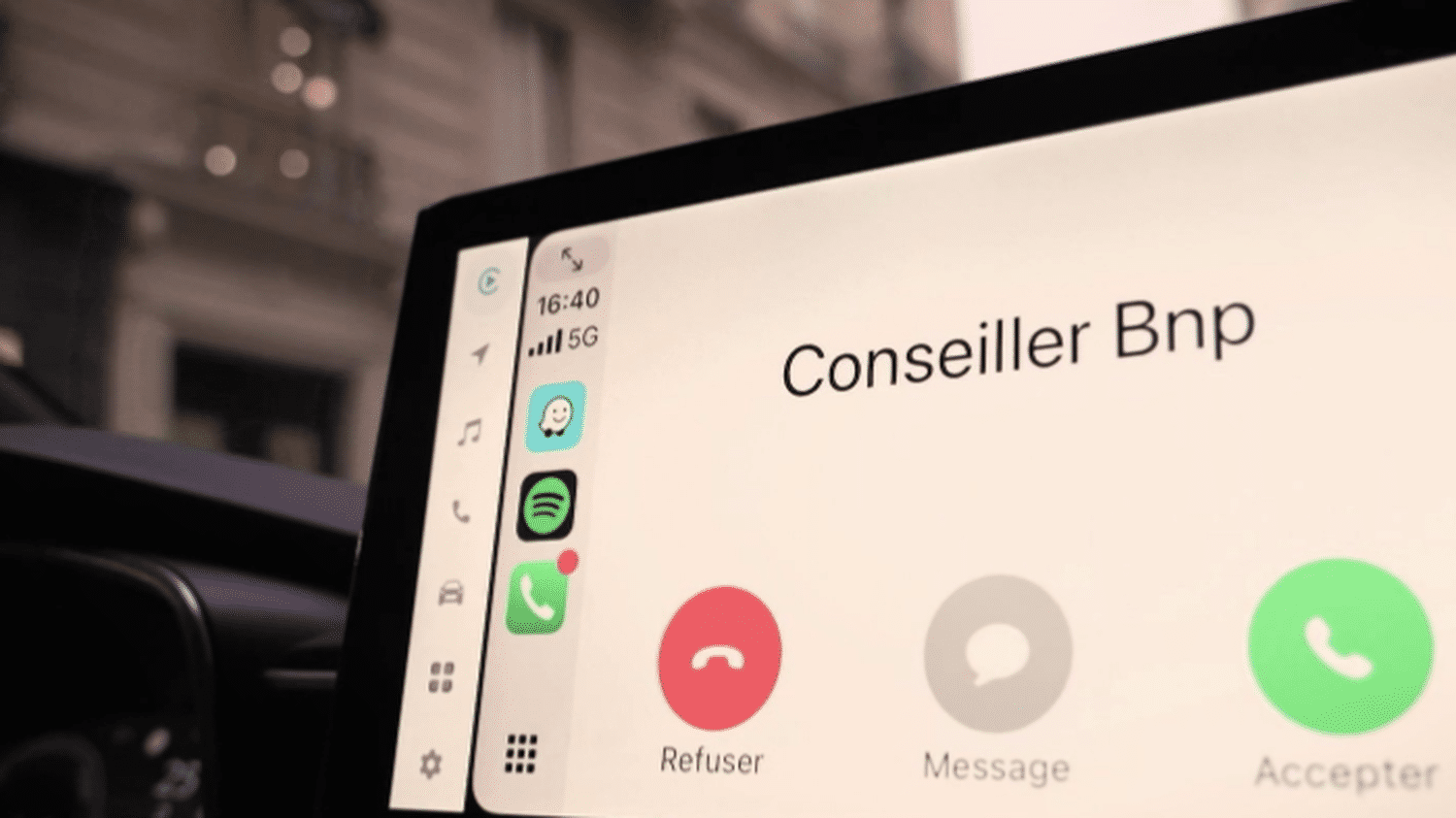 Banque obligée de rembourser un client escroqué par un faux conseiller